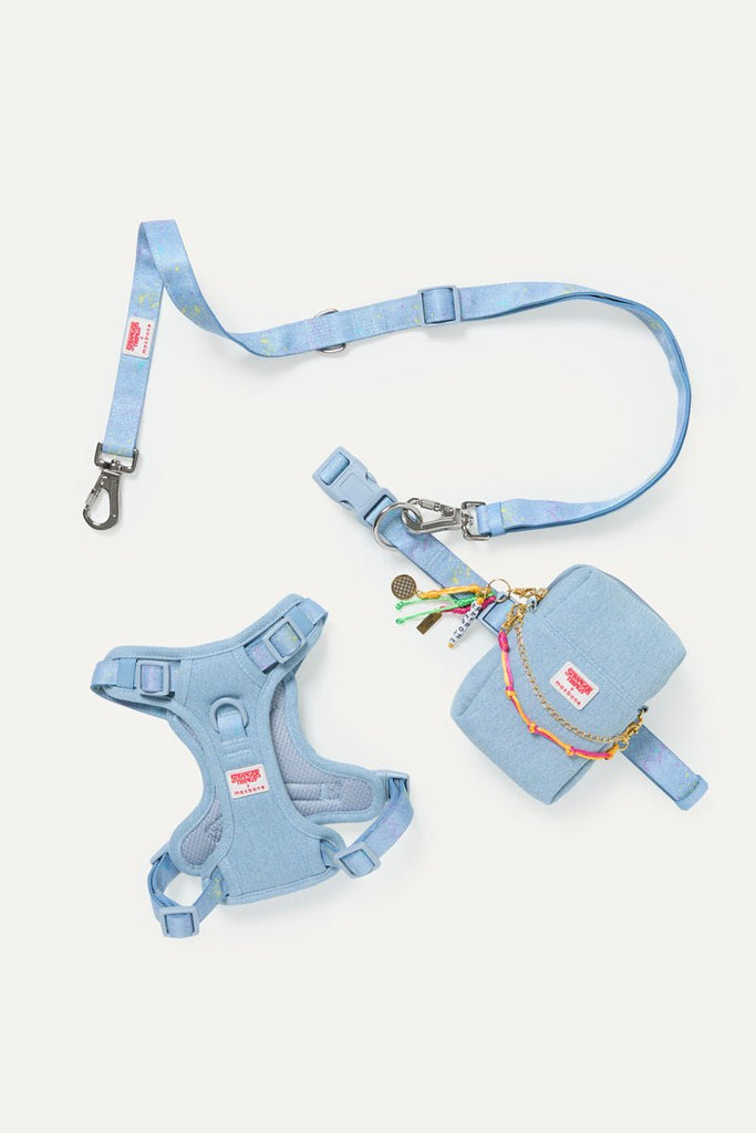 Stranger Things x maxbone Walk Set